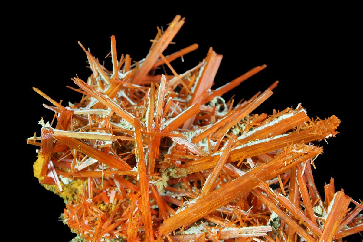 Crocoite For Sale - FossilEra.com